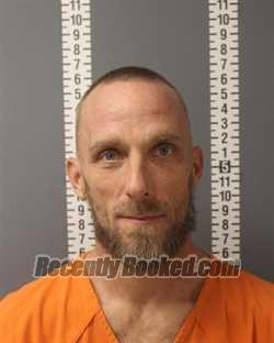 Recent Booking / Mugshot for JAKE SCOTT WEAVER in Dauphin County ...