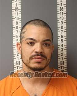Recent Booking / Mugshot for ROBERT MERCED in Dauphin County, Pennsylvania