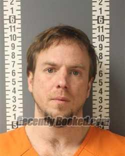 Recent Booking / Mugshot for RYAN MICHAEL CUNARD in Dauphin County ...