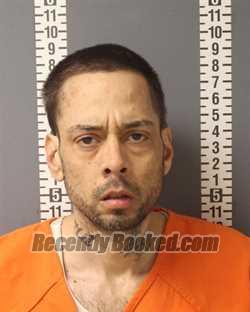 Recent Booking / Mugshot for EMILIO JAVIER QUINONES in Dauphin County ...