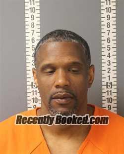 Recent Booking / Mugshot for KEITH ALBREN MARTIN in Dauphin County ...