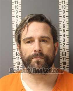 Recent Booking / Mugshot for DAVID LEE ANTLE in Dauphin County ...