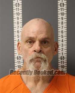 Recent Booking / Mugshot for ROBERT EARL HALVORSON in Dauphin County ...