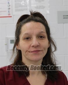 Recent Booking / Mugshot for COURTNEY BETH BEAL in Fayette County ...