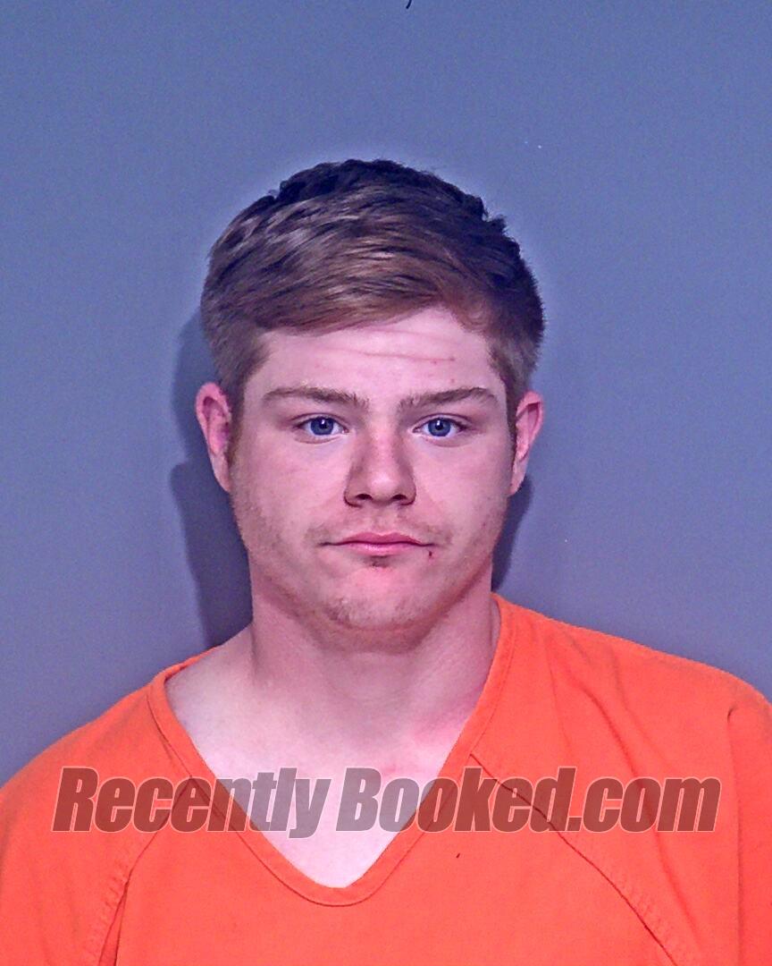 Recent Booking / Mugshot for ISSAC EMANUEL THOMPSON in Baldwin County ...