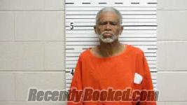 Recent Booking / Mugshot for MICHAEL LEVON LEWIS in Butler County, Alabama