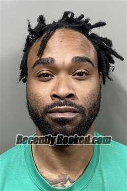 Recent Booking / Mugshot for Ladarius Montez Jordan in Calhoun County ...