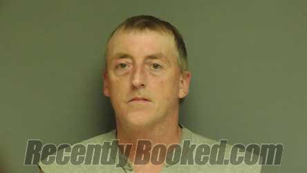 Recent Booking / Mugshot for Robert Glenn Lee in Calhoun County, Alabama