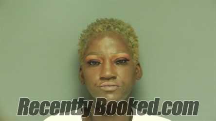 Recent Booking / Mugshot for Tangela Lashay Smith in Calhoun County ...