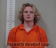 Recent Booking / Mugshot for CALEB WILLIS in Chilton County, Alabama