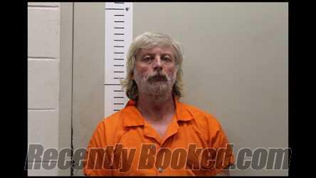 Recent Booking / Mugshot for GREGORY DARRYL CAUDLE in Chilton County ...