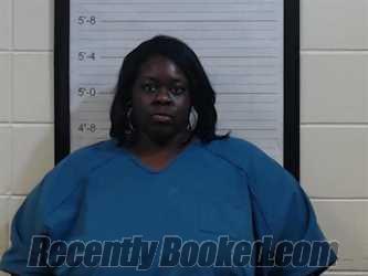 Recent Booking / Mugshot for JAMYRA SHAUNTEL FLOWERS in Coffee County ...