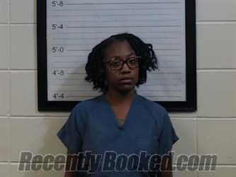 Recent Booking / Mugshot for CHARLEQUA OCEANA BASS in Coffee County ...