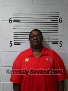 Recent Booking / Mugshot for SANDRA LONG in Elmore County, Alabama