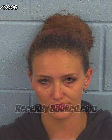Recent Booking / Mugshot for EMILY NICOLE FOWLER in Etowah County, Alabama