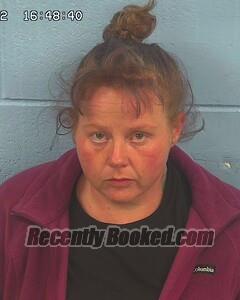 Recent Booking / Mugshot for KAYLA DAVIS in Etowah County, Alabama