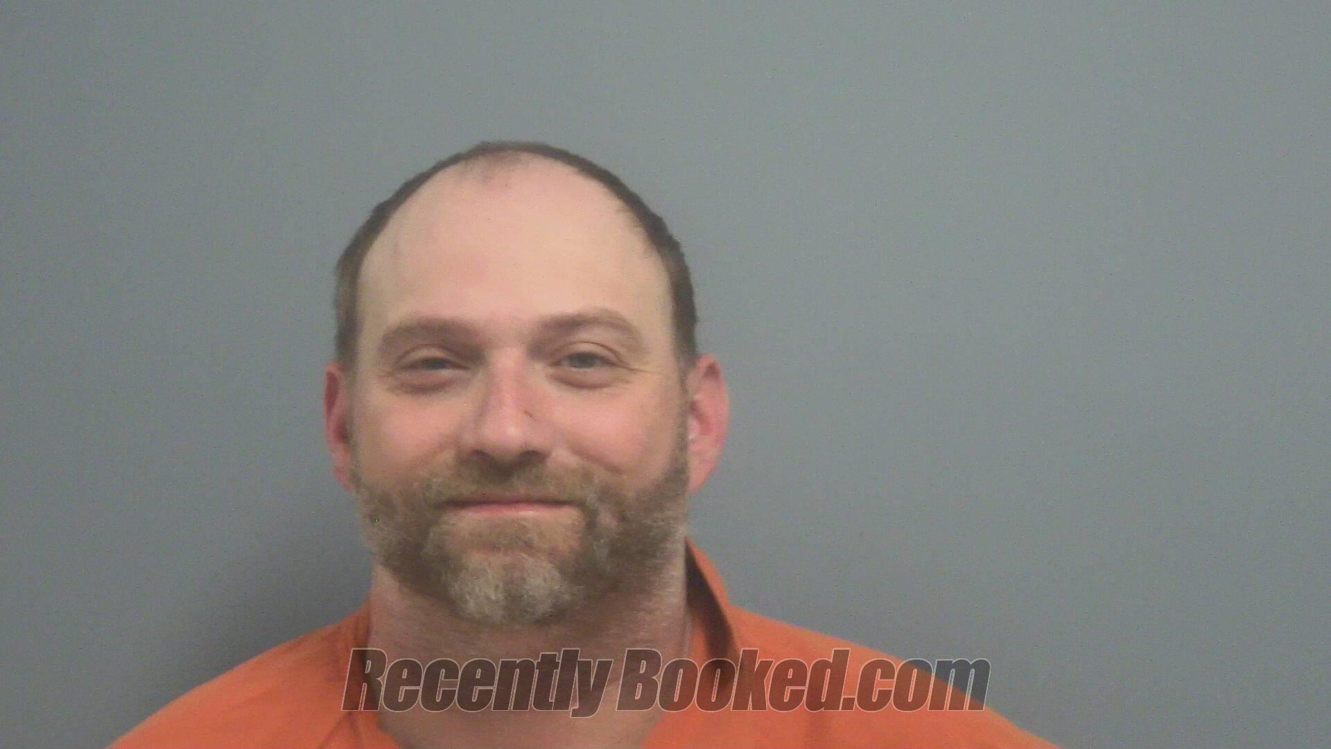 Recent Booking / Mugshot for BRIAN KEITH ALEXANDER in Fayette County ...