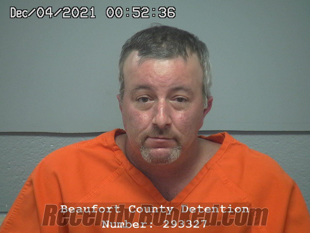 Recent Booking / Mugshot for COREY DOUGLAS HALL in Beaufort County ...