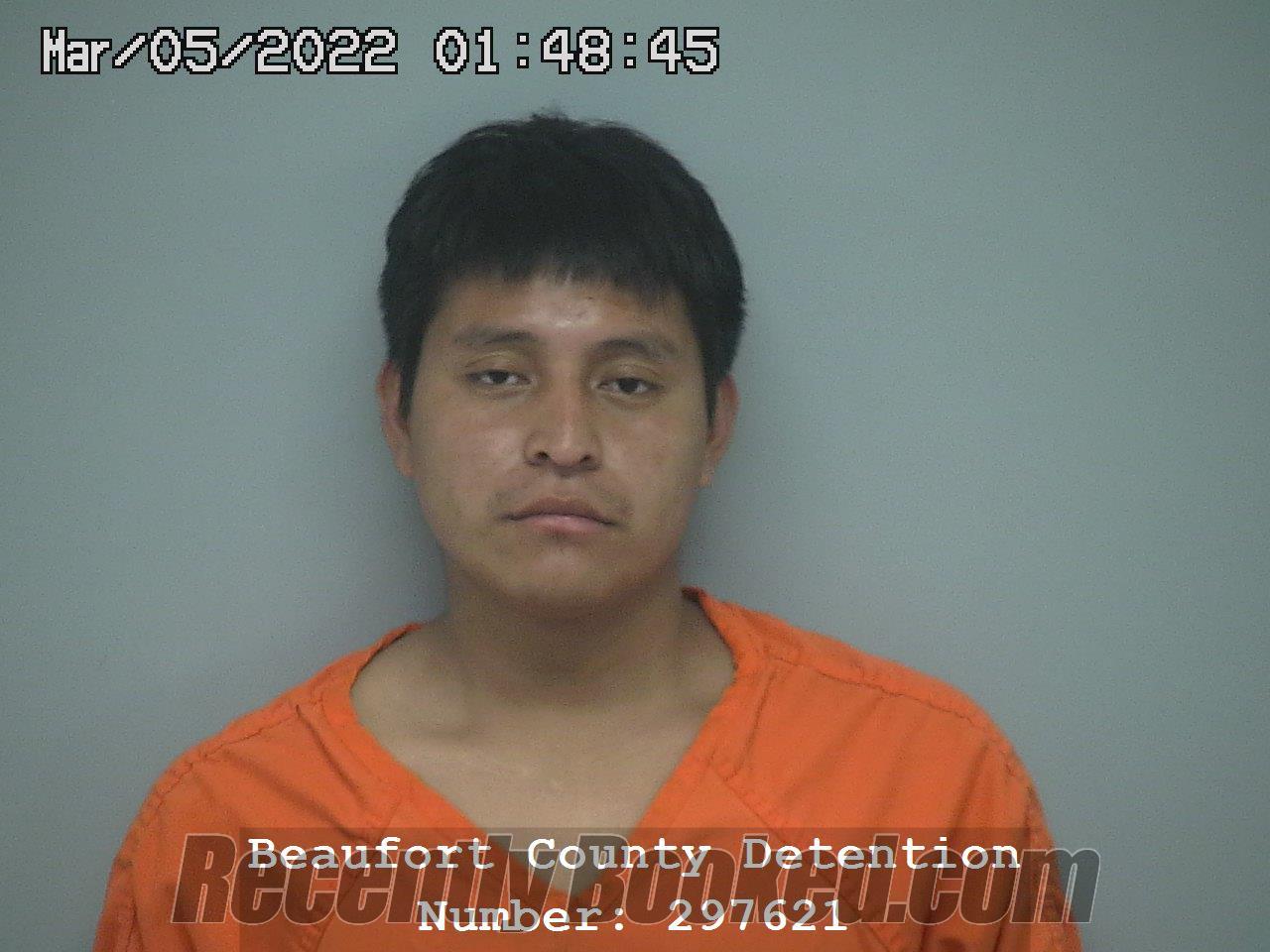 Recent Booking / Mugshot for SILAS ABRAHAM PEREZ-CHAVEZ in Beaufort ...