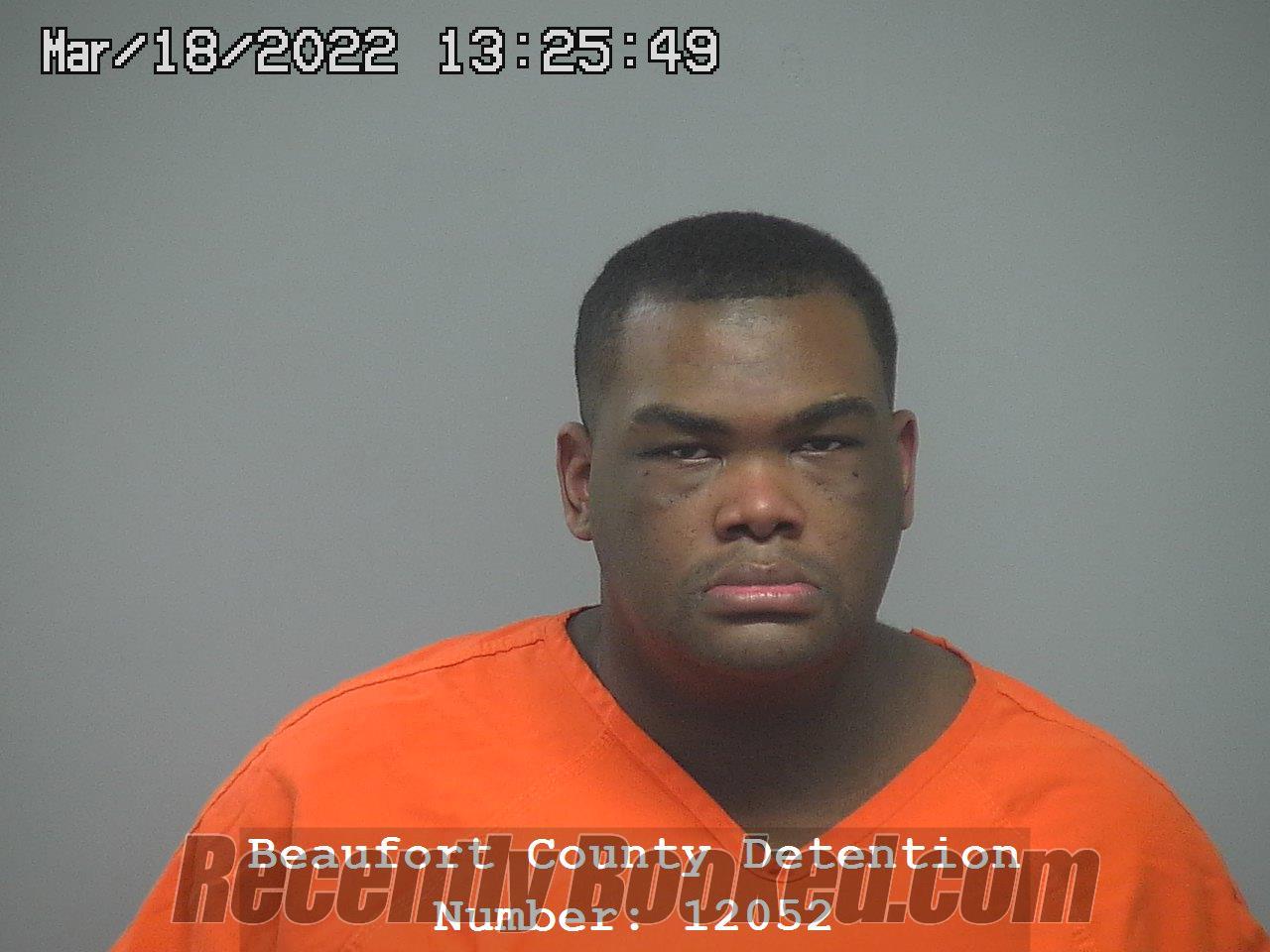 Recent Booking / Mugshot for BENJAMIN DANIEL SMALLS in Beaufort County ...