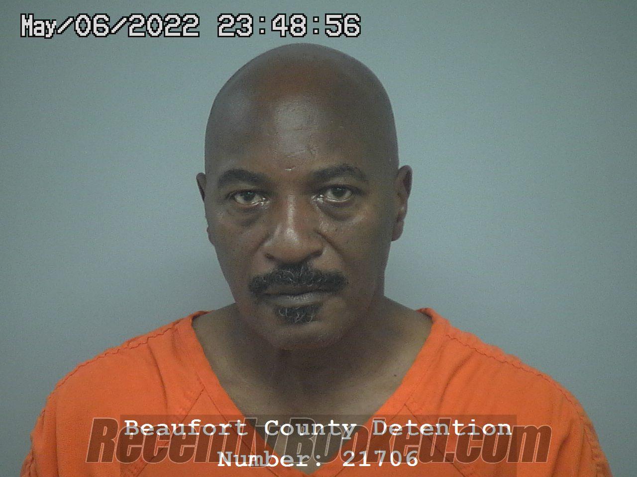 Recent Booking / Mugshot for LAWRENCE JERONE PRIESTER in Beaufort ...