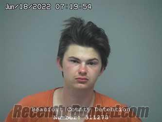 Recent Booking / Mugshot for KENNETH BLAKE GOLDEN in Beaufort County ...