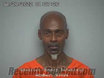 Recent Booking / Mugshot for BRUCE EDWARD SINGLETON in Beaufort County ...