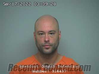 Recent Booking / Mugshot for STEVEN RYAN HARTSELL in Beaufort County ...