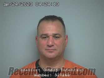 Recent Booking / Mugshot for DAVID JEROME METZ in Beaufort County ...