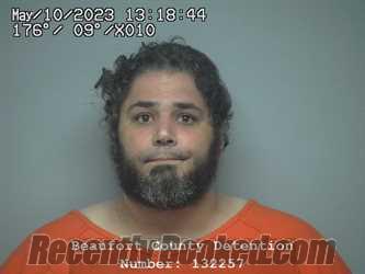 Recent Booking / Mugshot for JARROD ROBERT VALENTI in Beaufort County ...