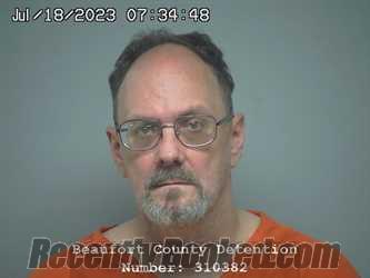 Recent Booking / Mugshot for ROBERT NOAH ROSE in Beaufort County, South ...