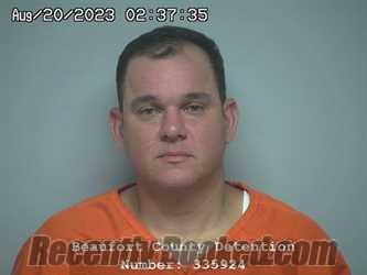 Recent Booking / Mugshot for MIGUEL ALBERTO GOMEZ VELASCO in Beaufort ...