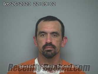 Recent Booking / Mugshot for ERIC LEE PETERS in Beaufort County, South ...