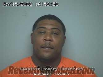 Recent Booking / Mugshot for BRIAN LAMAR JOHNSON in Beaufort County ...