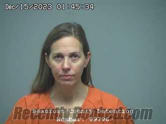 Recent Booking / Mugshot for AMELIA RHYNE DICKSON in Beaufort County ...