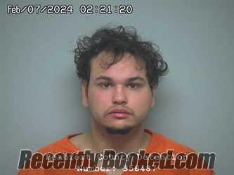 Recent Booking / Mugshot for ISAIAH PARIZ SINGLETON in Beaufort County ...