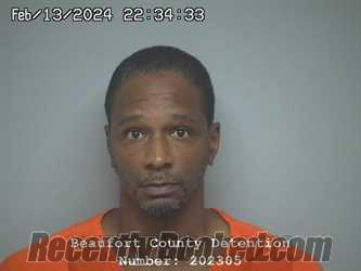Recent Booking / Mugshot for DEMETRIC JERMAINE ORR in Beaufort County ...