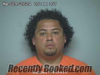 Recent Booking / Mugshot for RENE A FUNEZ HERNANDEZ in Beaufort County ...