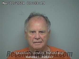 Recent Booking / Mugshot for RANDALL SCOTT MOORE in Beaufort County ...
