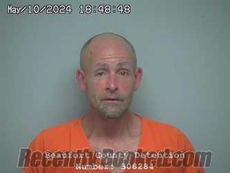 Recent Booking / Mugshot for JOSHUA YANCEY BEASLEY in Beaufort County ...