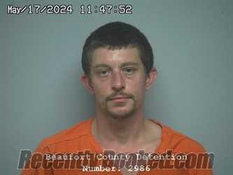 Recent Booking / Mugshot for STUART BERTRAM LUPINSKI in Beaufort County ...