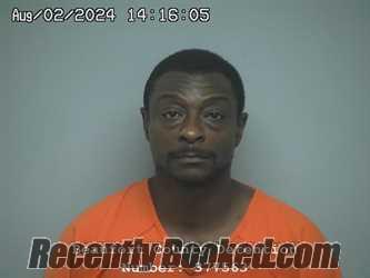 Recent Booking / Mugshot for TAMARI ANTWAN HORTON in Beaufort County ...