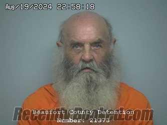 Recent Booking / Mugshot for MICHAEL ONEIL SMITH in Beaufort County ...