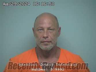 Recent Booking / Mugshot for JAMES ALAN WALKER in Beaufort County ...