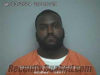 Recent Booking / Mugshot for ASHTON MARQUISE SINGLETON in Beaufort ...