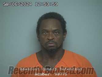 Recent Booking / Mugshot for RODERICK DERRELL JONES in Beaufort County ...