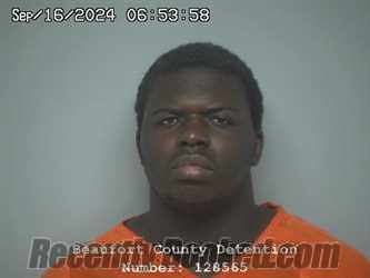 Recent Booking / Mugshot for DJUAN MONTAVIOUS JONES in Beaufort County ...