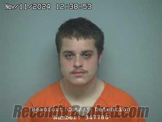 Recent Booking / Mugshot for LELAND BENJAMIN CHRISTIAN in Beaufort ...