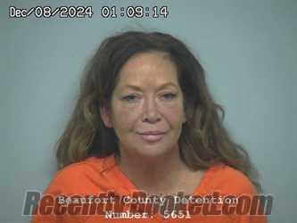 Recent Booking / Mugshot for LECHELLE COOKE TAYLOR in Beaufort County ...