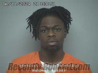 Recent Booking / Mugshot for SACARIO JAHAUD FEREBEE in Beaufort County ...